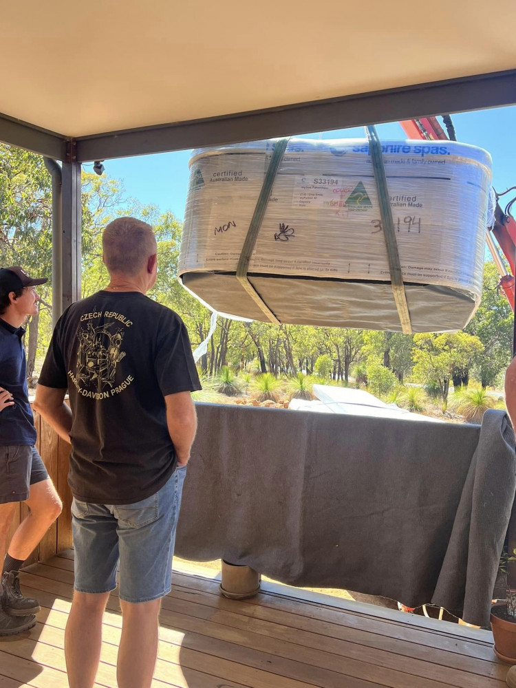 Buy direct from manufacturer in Perth | Sapphire Spas