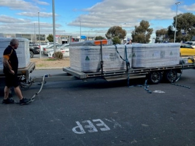 Pools Foam and Rubber Spa Showroom Roxburgh Park | Sapphire Spas