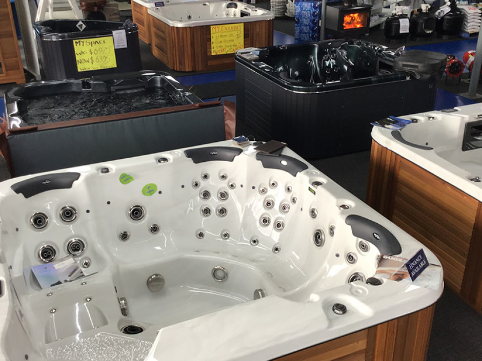 Bridgeswade Ballarat Spa Showroom | Sapphire Spas