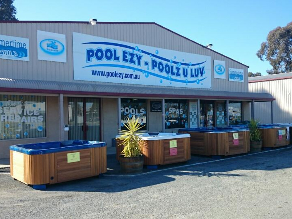 PoolEzy Echuca | Sapphire Spas
