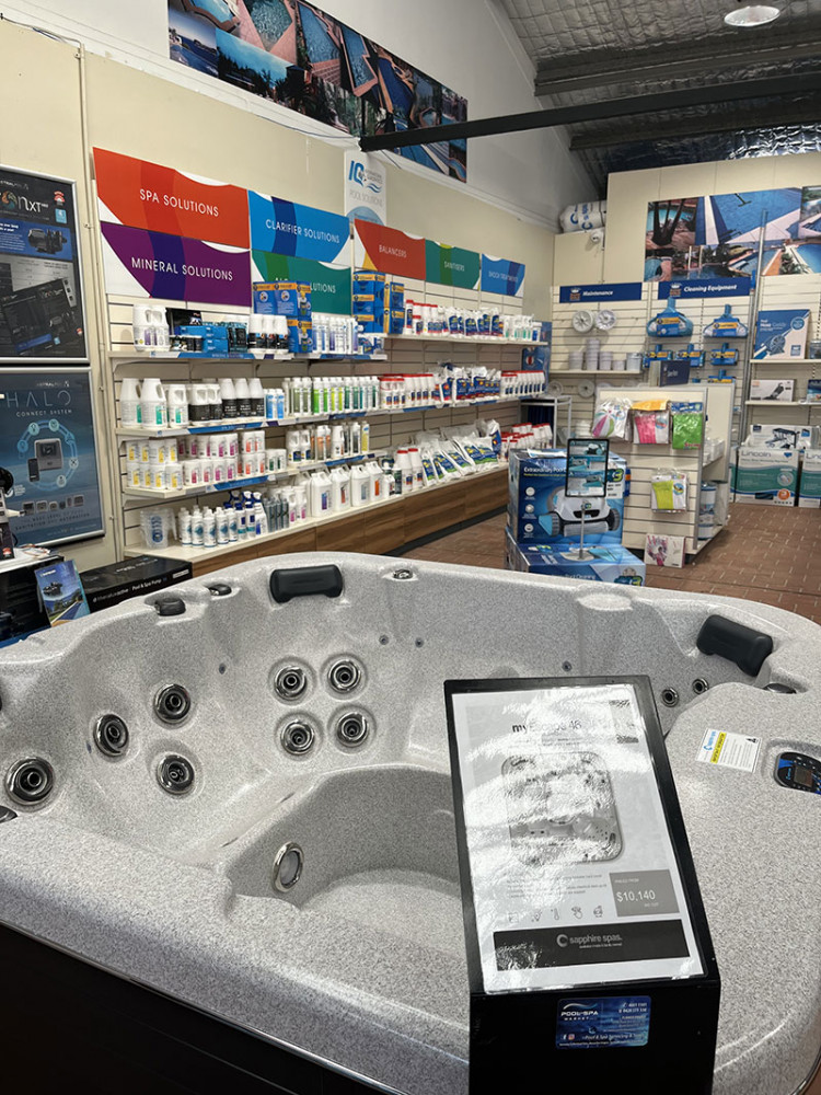 Pool and Spa Market Retail Showroom | Sapphire Spas