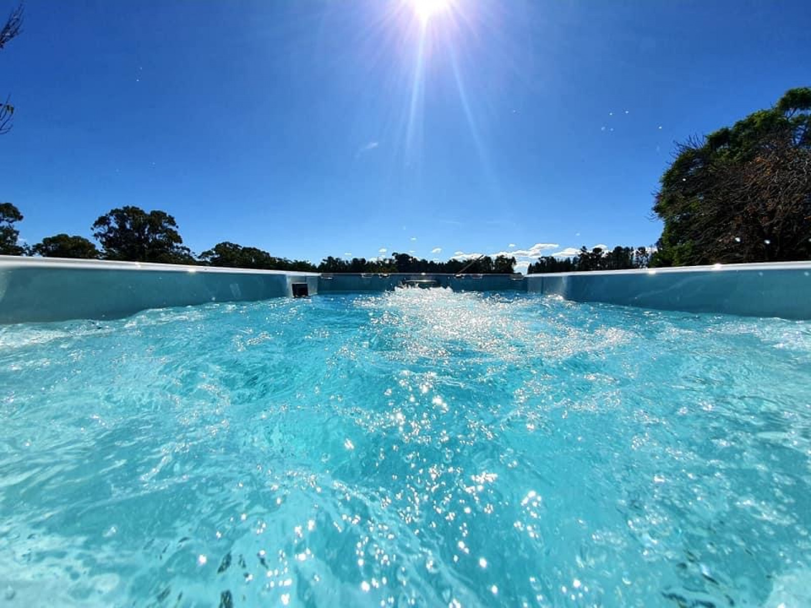 Busselton VIRTUAL STORE swim spa & spa pool showroom for Sapphire Spas ...