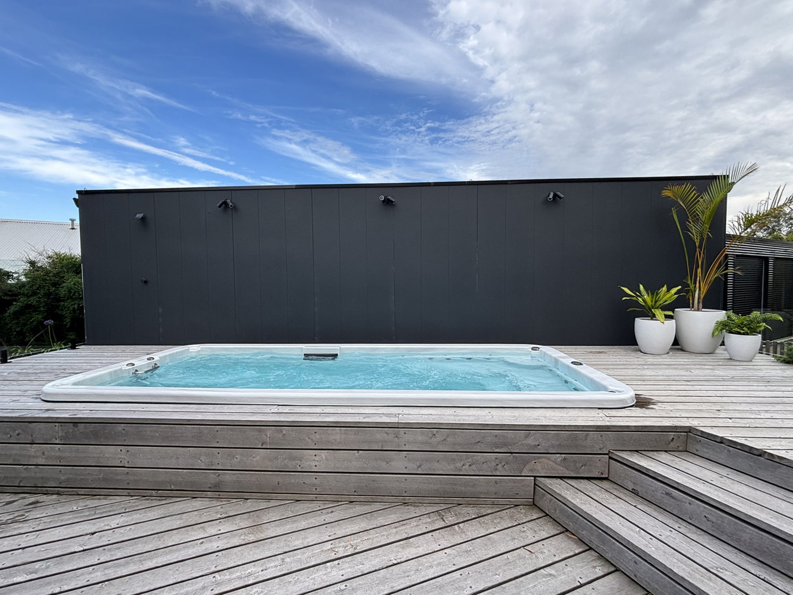 Spa Pools, Swim Spas and Plunge Pools | Australian made | Sapphire Spas