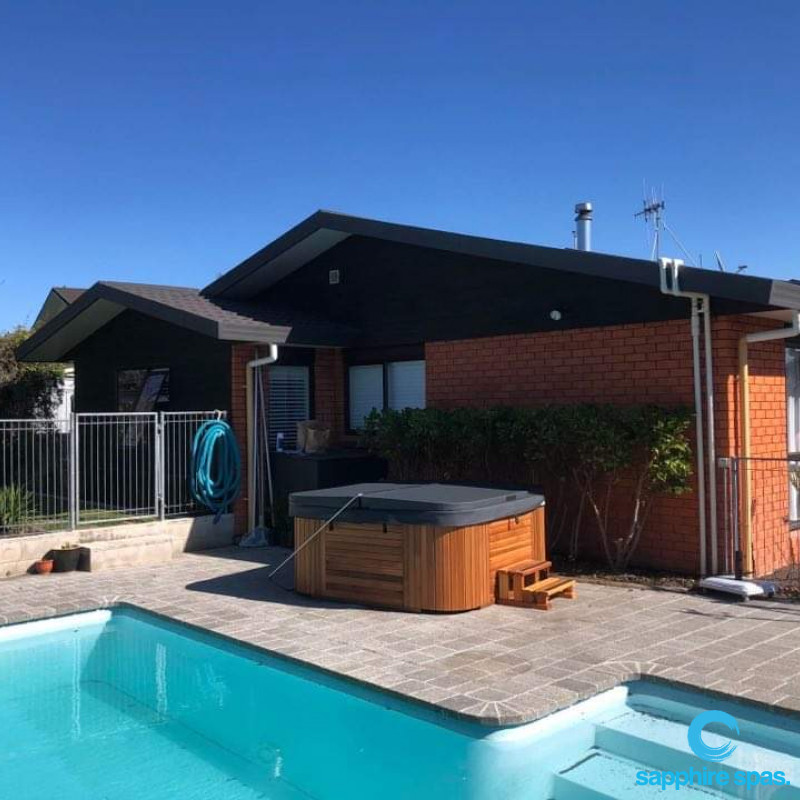 SPA & SWIMMING POOL side-by-side installations | Sapphire Spas