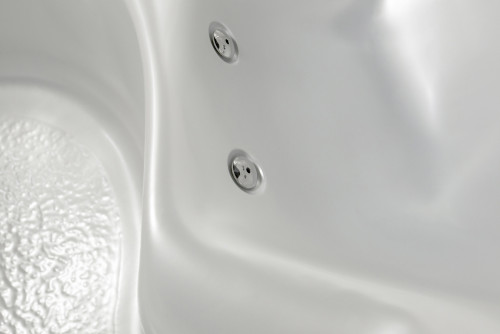 mySplash 7 person spa by Sapphire Spas